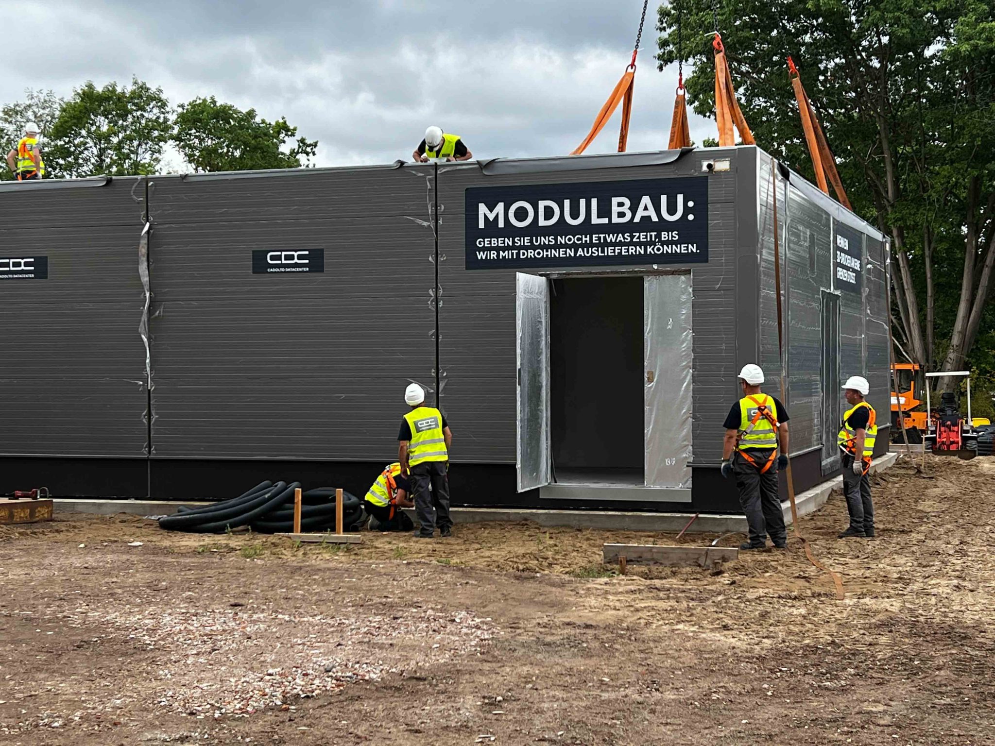 Profiting from modular construction: Set up data centers quickly